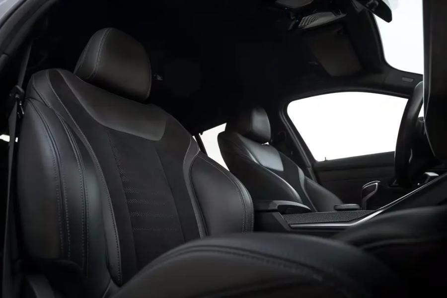 Pelēks BMW 330 2020 Jelgava, ar dzinēja tilpumu 2.00 L un nobraukumu 173 tūkst. km par 24000 €, foto 26 vietnē AUTOMOTO.COM.LV