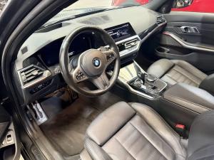 Pelēks BMW 330 2020 Rīga, ar dzinēja tilpumu 2.00 L un nobraukumu 125 tūkst. km par 25995 €, foto 5 vietnē AUTOMOTO.COM.LV
