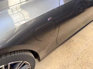 Grey BMW 330 2020 in Riga, with an engine capacity of 2.00 L and mileage of 125 thousand km for 25995 €, photo 3 on AUTOMOTO.COM.LV