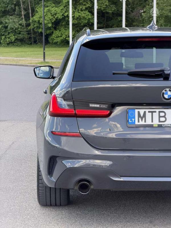 Grey BMW 330 2020 in Vilnius, with an engine capacity of 2.99 L and mileage of 103 thousand km for 31000 €, photo 5 on AUTOMOTO.COM.LV