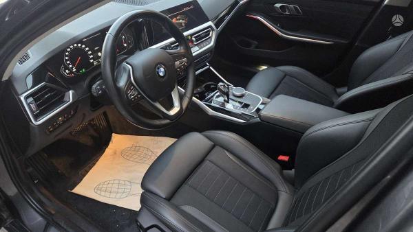 Grey BMW 330 2020 in Telschi, with an engine capacity of 2.99 L and mileage of 218 thousand km for 19900 €, photo 7 on AUTOMOTO.COM.LV