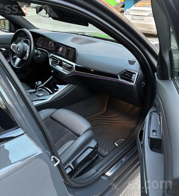 Grey BMW 330 2021 in Riga, with an engine capacity of 2.00 L and mileage of 158 thousand km for 28700 €, photo 8 on AUTOMOTO.COM.LV