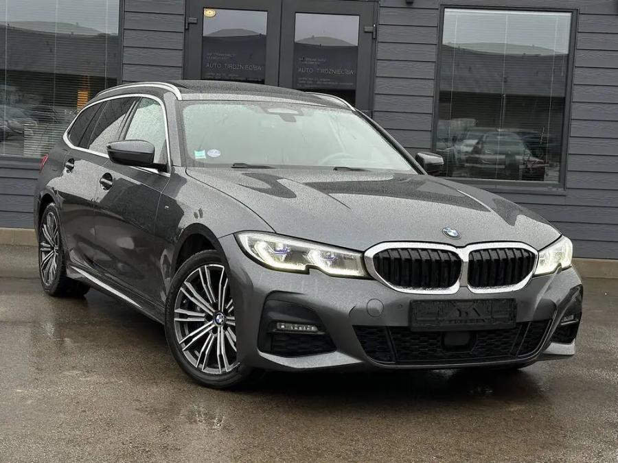 Pelēks BMW 330 2021 Jelgava, ar dzinēja tilpumu 2.00 L un nobraukumu 189 tūkst. km par 21950 €, foto 1 vietnē AUTOMOTO.COM.LV