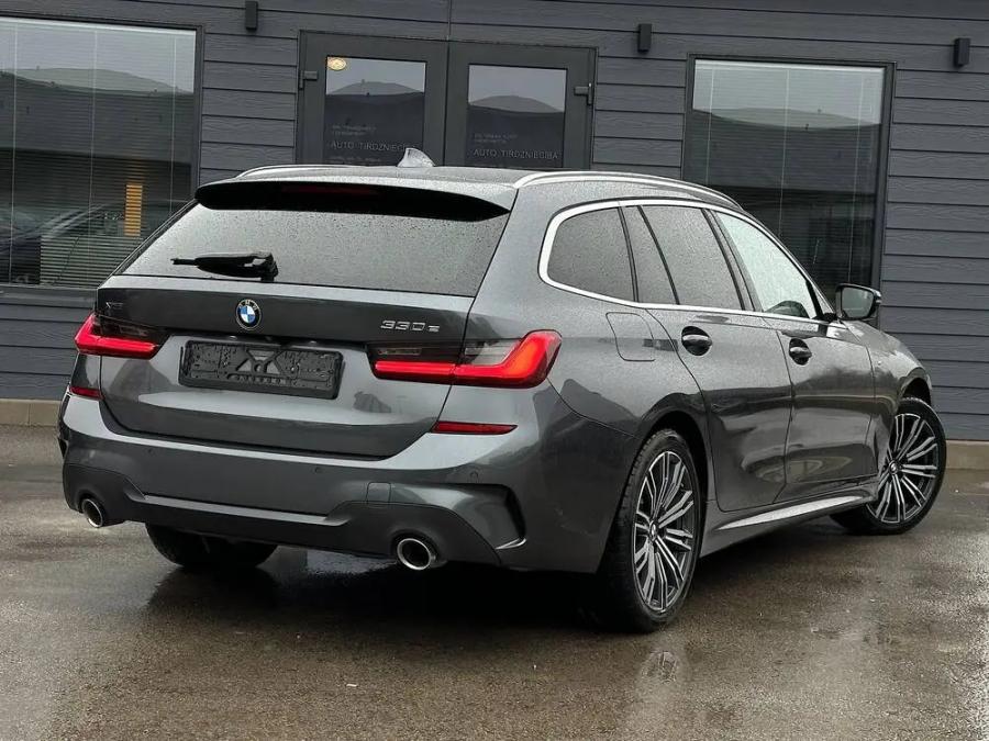 Pelēks BMW 330 2021 Jelgava, ar dzinēja tilpumu 2.00 L un nobraukumu 189 tūkst. km par 21950 €, foto 5 vietnē AUTOMOTO.COM.LV