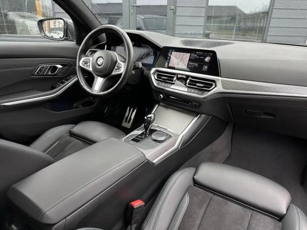 Grey BMW 330 2021 in Jelgava, with an engine capacity of 2.00 L and mileage of 189 thousand km for 21950 €, photo 9 on AUTOMOTO.COM.LV