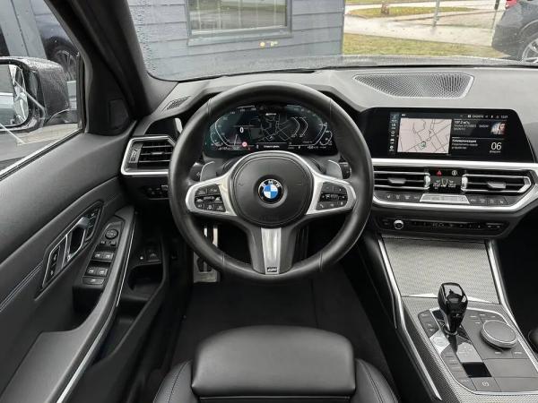 Grey BMW 330 2021 in Jelgava, with an engine capacity of 2.00 L and mileage of 189 thousand km for 21950 €, photo 10 on AUTOMOTO.COM.LV