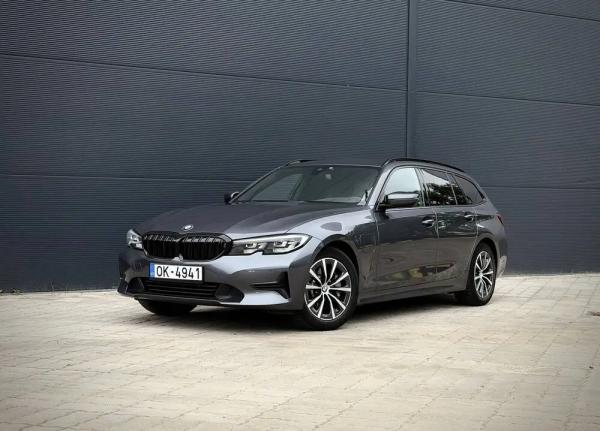 Grey BMW 330 2021 in Riga, with an engine capacity of 2.00 L and mileage of 154 thousand km for 22495 €, photo 1 on AUTOMOTO.COM.LV