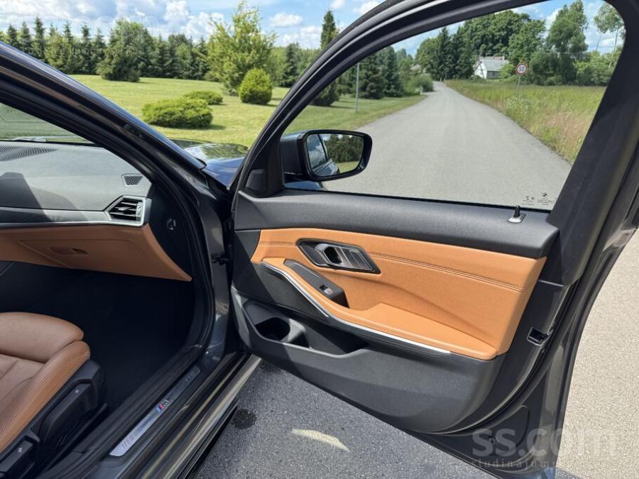 Pelēks BMW 330 2021 Rīga, ar dzinēja tilpumu 3.00 L un nobraukumu 249 tūkst. km par 23400 €, foto 16 vietnē AUTOMOTO.COM.LV