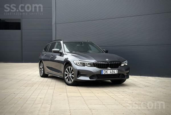 Grey BMW 330 2021 in Riga, with an engine capacity of 2.00 L and mileage of 154 thousand km for 22495 €, photo 4 on AUTOMOTO.COM.LV