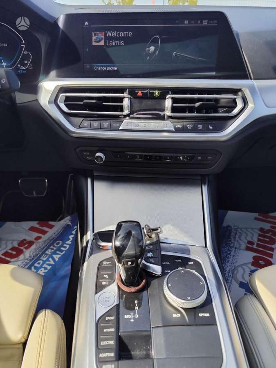 Grey BMW 330 2021 in Siauliai, with an engine capacity of 2.00 L and mileage of 117 thousand km for 24300 €, photo 17 on AUTOMOTO.COM.LV
