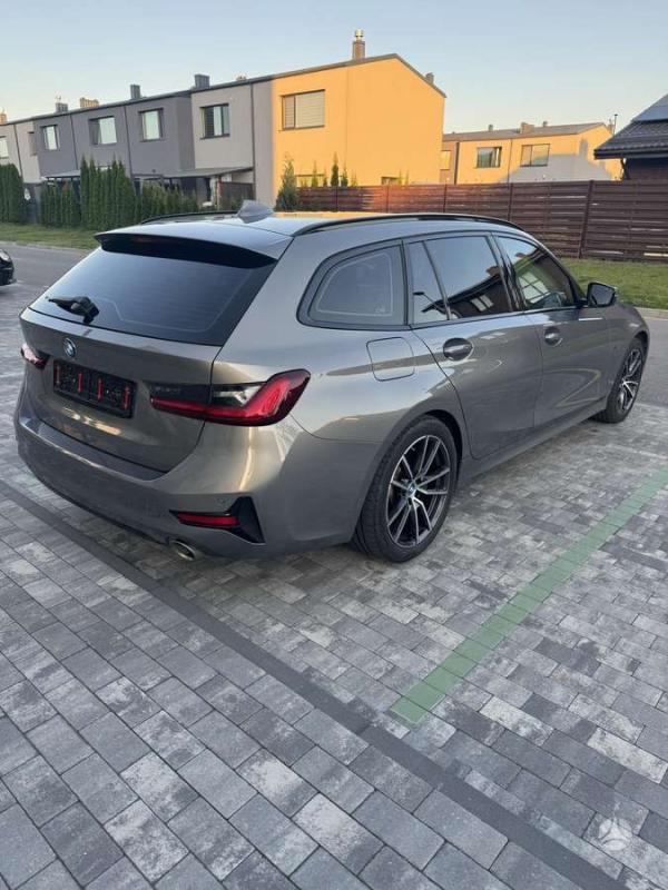 Grey BMW 330 2021 in Kaunas, with an engine capacity of 2.00 L and mileage of 197 thousand km for 18800 €, photo 8 on AUTOMOTO.COM.LV