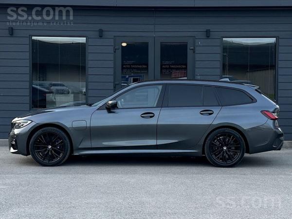 Pelēks BMW 330 2021 Jelgava, ar dzinēja tilpumu 2.00 L un nobraukumu 185 tūkst. km par 22800 €, foto 6 vietnē AUTOMOTO.COM.LV
