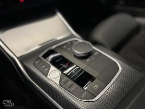 Grey BMW 330 2022 in Klaipeda, with an engine capacity of 2.00 L and mileage of 87 thousand km for 36822 €, photo 16 on AUTOMOTO.COM.LV