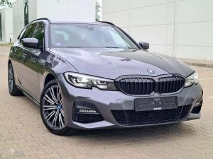 Pelēks BMW 330 2022 Kauņa, ar dzinēja tilpumu 2.00 L un nobraukumu 199 tūkst. km par 21250 €, foto  vietnē AUTOMOTO.COM.LV