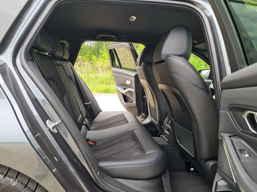 Pelēks BMW 330 2022 Kauņa, ar dzinēja tilpumu 2.00 L un nobraukumu 199 tūkst. km par 21250 €, foto 20 vietnē AUTOMOTO.COM.LV