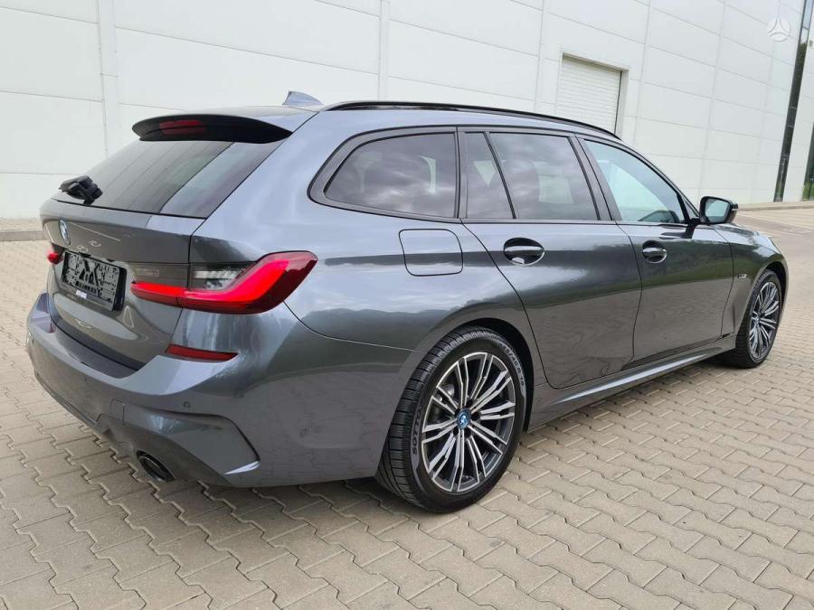 Pelēks BMW 330 2022 Kauņa, ar dzinēja tilpumu 2.00 L un nobraukumu 199 tūkst. km par 21250 €, foto 37 vietnē AUTOMOTO.COM.LV