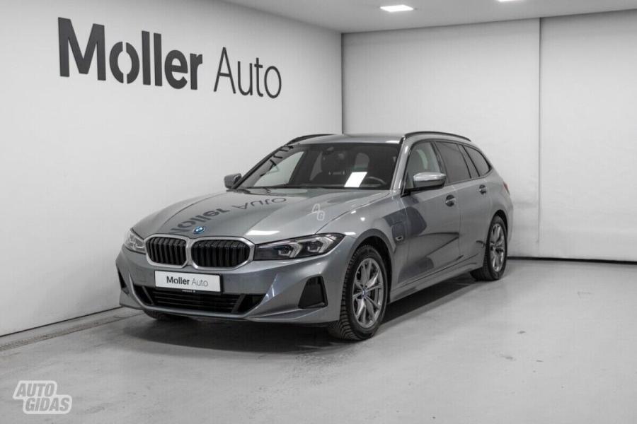 Pelēks BMW 330 2023 Viļņa, ar dzinēja tilpumu 2.00 L un nobraukumu 136 tūkst. km par 27200 €, foto 1 vietnē AUTOMOTO.COM.LV