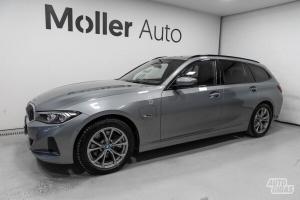 Pelēks BMW 330 2023 Viļņa, ar dzinēja tilpumu 2.00 L un nobraukumu 136 tūkst. km par 27200 €, foto 3 vietnē AUTOMOTO.COM.LV