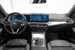 Pelēks BMW 330 2023 Viļņa, ar dzinēja tilpumu 2.00 L un nobraukumu 136 tūkst. km par 27200 €, foto 10 vietnē AUTOMOTO.COM.LV