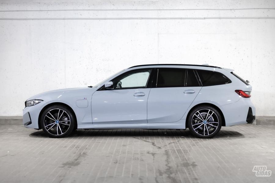 Pelēks BMW 330 2024 Viļņa, ar dzinēja tilpumu 2.00 L un nobraukumu 57 tūkst. km par 42991 €, foto 4 vietnē AUTOMOTO.COM.LV