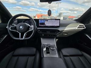 Pelēks BMW 330 2024 Šauļi, ar dzinēja tilpumu 2.00 L un nobraukumu 35 tūkst. km par 35900 €, foto 6 vietnē AUTOMOTO.COM.LV