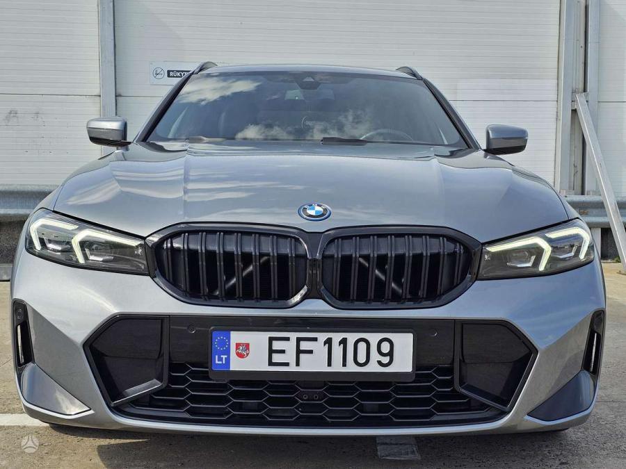 Pelēks BMW 330 2024 Šauļi, ar dzinēja tilpumu 2.00 L un nobraukumu 35 tūkst. km par 35900 €, foto 9 vietnē AUTOMOTO.COM.LV