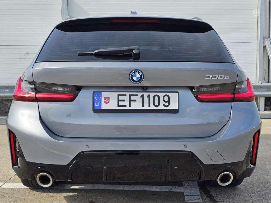 Pelēks BMW 330 2024 Šauļi, ar dzinēja tilpumu 2.00 L un nobraukumu 35 tūkst. km par 35900 €, foto 10 vietnē AUTOMOTO.COM.LV
