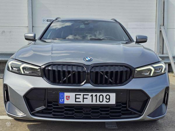 Grey BMW 330 2024 in Siauliai, with an engine capacity of 2.00 L and mileage of 35 thousand km for 35900 €, photo 9 on AUTOMOTO.COM.LV