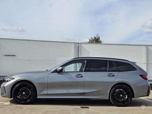 Grey BMW 330 2024 in Siauliai, with an engine capacity of 2.00 L and mileage of 35 thousand km for 35900 €, photo 14 on AUTOMOTO.COM.LV