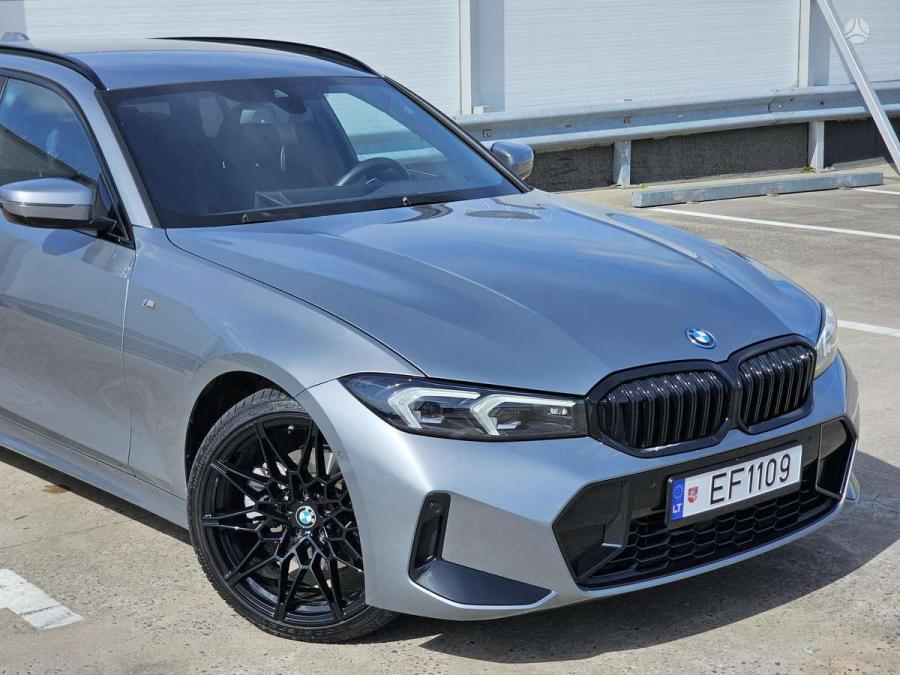 Grey BMW 330 2024 in Siauliai, with an engine capacity of 2.00 L and mileage of 35 thousand km for 35900 €, photo 19 on AUTOMOTO.COM.LV