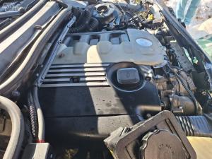 BMW 330 2001 in Vilnius, with an engine capacity of 3.00 L and mileage of 30 thousand km for 999 €, photo 15 on AUTOMOTO.COM.LV