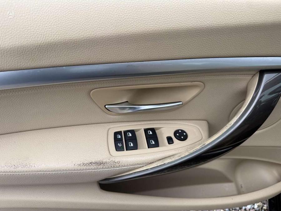 BMW 330 2014 in Kaunas, with an engine capacity of 3.00 L and mileage of 333 thousand km for 6999 €, photo 12 on AUTOMOTO.COM.LV