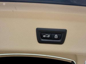 BMW 330 2014 in Kaunas, with an engine capacity of 3.00 L and mileage of 333 thousand km for 6999 €, photo 17 on AUTOMOTO.COM.LV