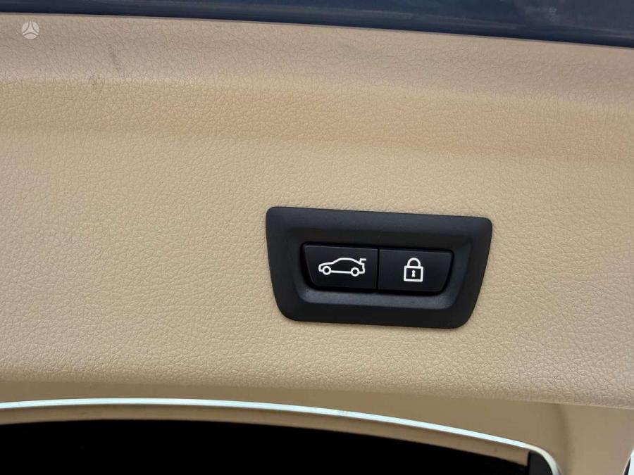 BMW 330 2014 in Kaunas, with an engine capacity of 3.00 L and mileage of 333 thousand km for 6999 €, photo 17 on AUTOMOTO.COM.LV