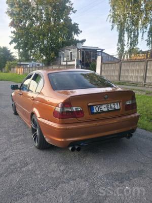Orange BMW 330 2001 in Riga, with an engine capacity of 3.00 L and mileage of 369 thousand km for 2790 €, photo 3 on AUTOMOTO.COM.LV