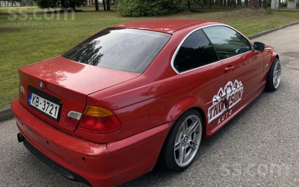 Red BMW 330 2000 in Riga, with an engine capacity of 3.00 L and mileage of 310 thousand km for 6900 €, photo 5 on AUTOMOTO.COM.LV