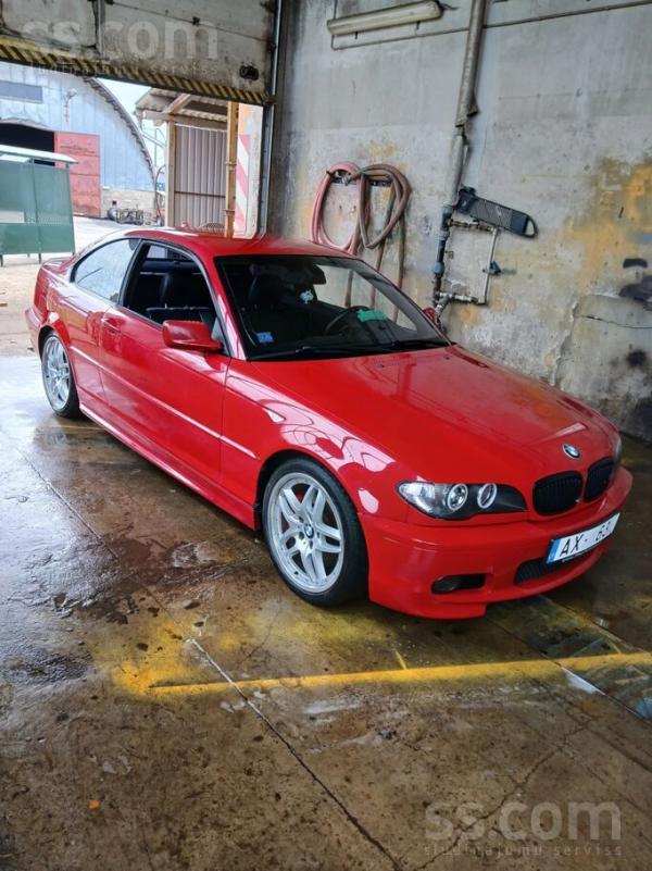 Red BMW 330 2003 in Riga, with an engine capacity of 3.00 L and mileage of 440 thousand km for 6500 €, photo 4 on AUTOMOTO.COM.LV