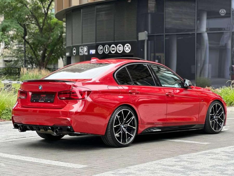 Sarkans BMW 330 2017 Viļņa, ar dzinēja tilpumu 2.00 L un nobraukumu 160 tūkst. km par 19750 €, foto 13 vietnē AUTOMOTO.COM.LV