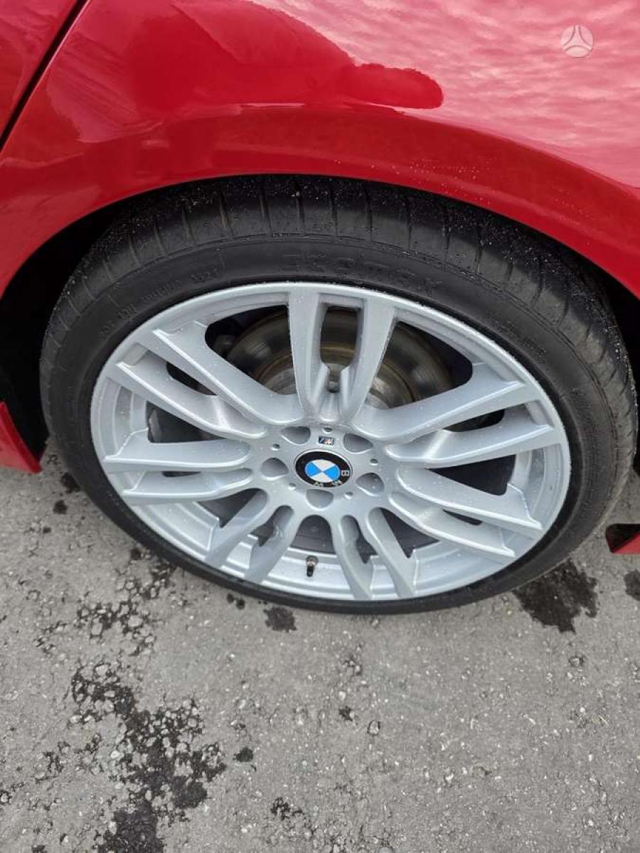 Sarkans BMW 330 2018 Jonava, ar dzinēja tilpumu 2.00 L un nobraukumu 118 tūkst. km par 17850 €, foto 11 vietnē AUTOMOTO.COM.LV