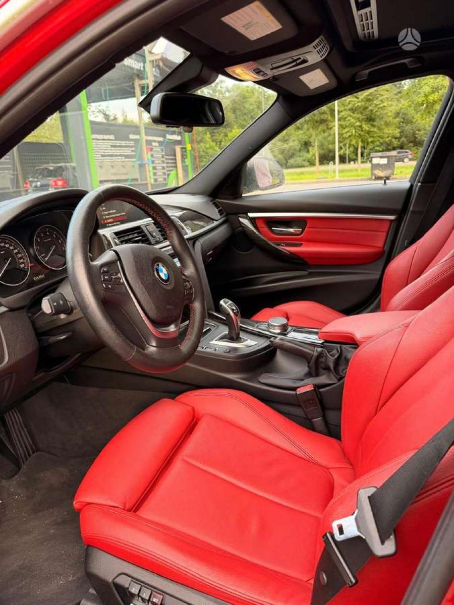 Sarkans BMW 330 2018 Jonava, ar dzinēja tilpumu 2.00 L un nobraukumu 118 tūkst. km par 17850 €, foto 14 vietnē AUTOMOTO.COM.LV