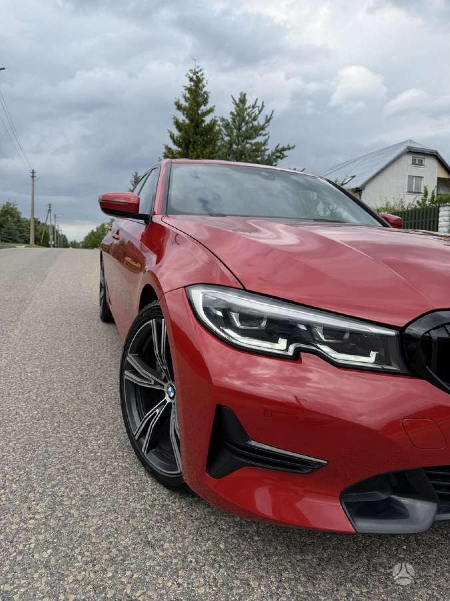Sarkans BMW 330 2021 Viļņa, ar dzinēja tilpumu 2.00 L un nobraukumu 58 tūkst. km par 23450 €, foto 3 vietnē AUTOMOTO.COM.LV
