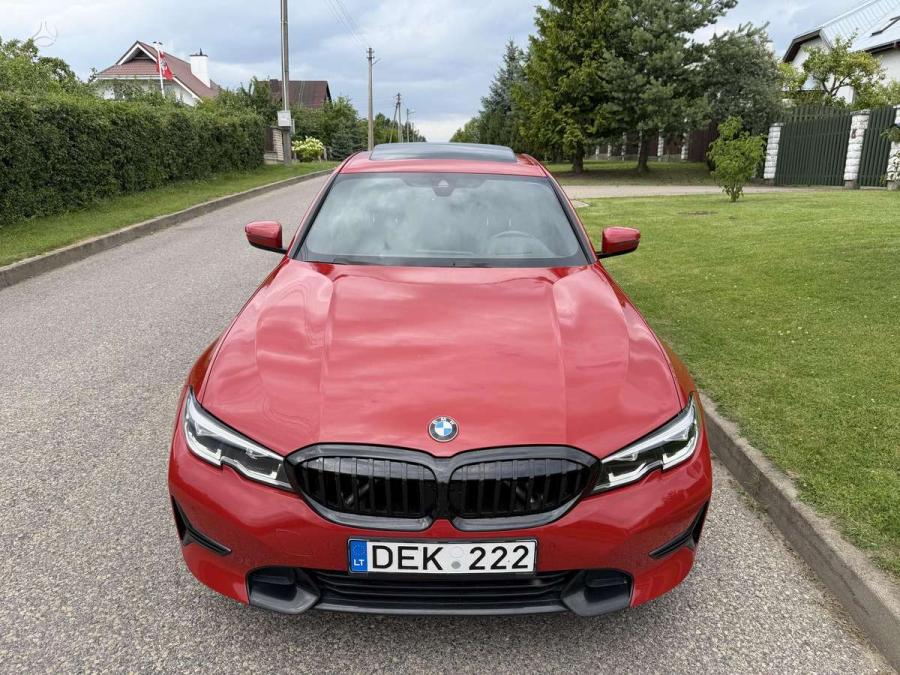 Sarkans BMW 330 2021 Viļņa, ar dzinēja tilpumu 2.00 L un nobraukumu 58 tūkst. km par 23450 €, foto 4 vietnē AUTOMOTO.COM.LV