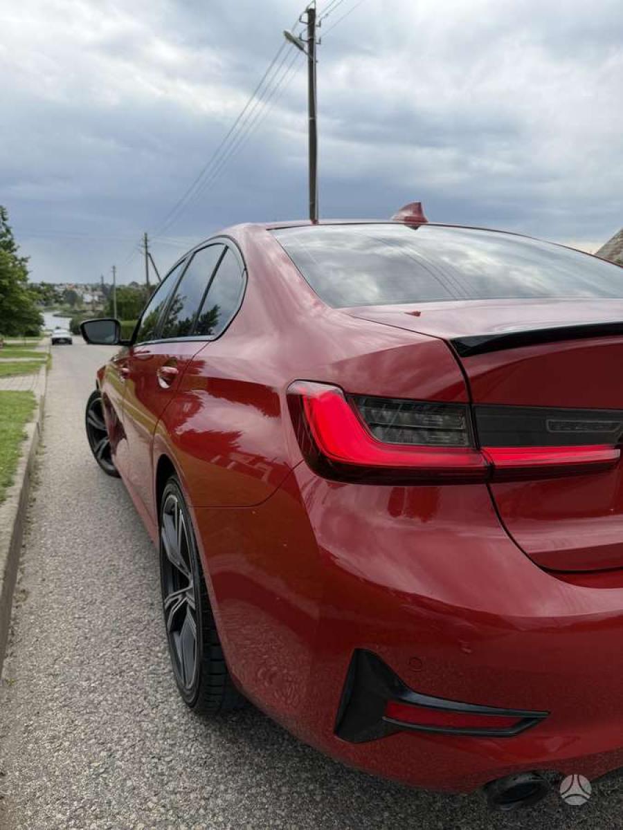 Sarkans BMW 330 2021 Viļņa, ar dzinēja tilpumu 2.00 L un nobraukumu 58 tūkst. km par 23450 €, foto 13 vietnē AUTOMOTO.COM.LV