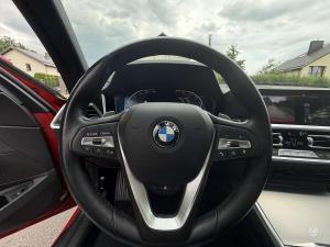 Sarkans BMW 330 2021 Viļņa, ar dzinēja tilpumu 2.00 L un nobraukumu 58 tūkst. km par 23450 €, foto 29 vietnē AUTOMOTO.COM.LV