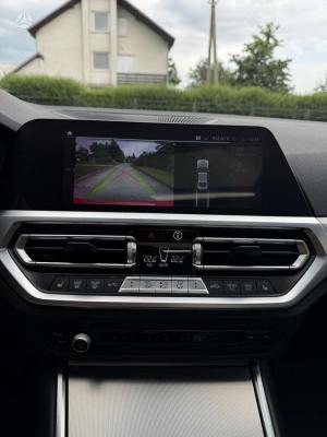 Sarkans BMW 330 2021 Viļņa, ar dzinēja tilpumu 2.00 L un nobraukumu 58 tūkst. km par 23450 €, foto 30 vietnē AUTOMOTO.COM.LV