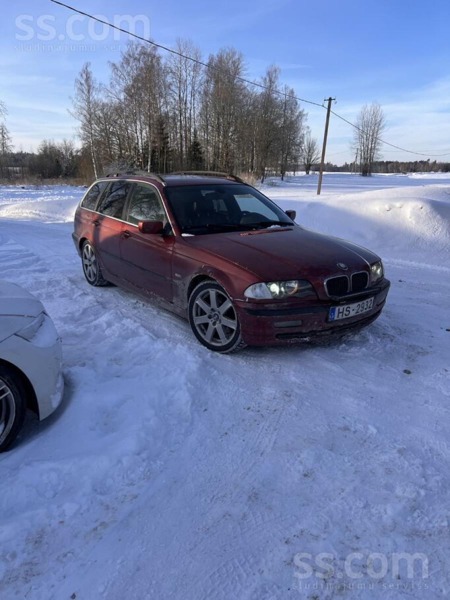 Sarkans BMW 330 2001 Kuldīga, ar dzinēja tilpumu 3.00 L un nobraukumu 461 tūkst. km par 2050 €, foto 1 vietnē AUTOMOTO.COM.LV