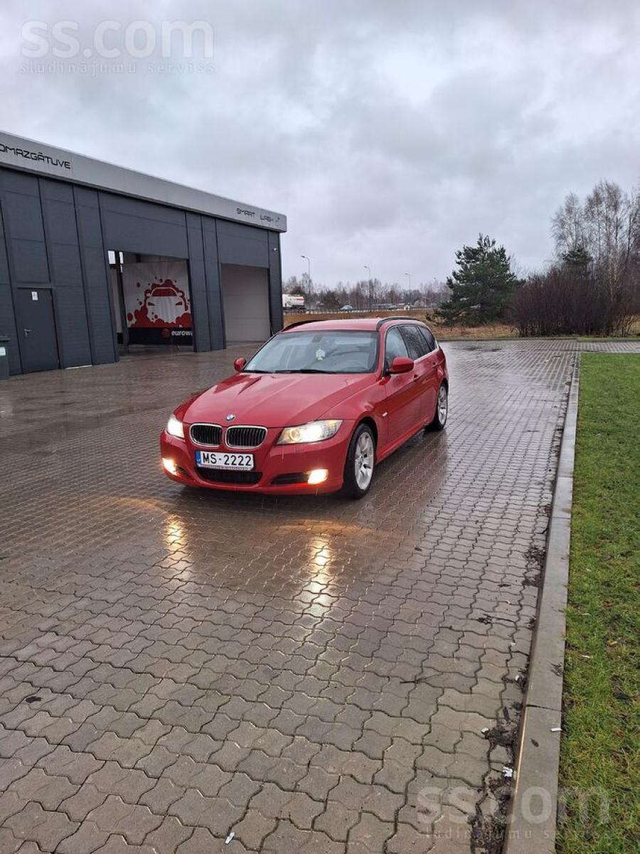 Sarkans BMW 330 2011 Liepāja, ar dzinēja tilpumu 3.00 L un nobraukumu 325 tūkst. km par 6500 €, foto 1 vietnē AUTOMOTO.COM.LV