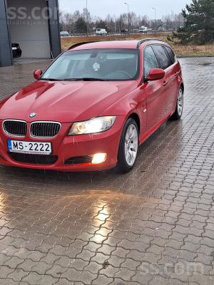 Sarkans BMW 330 2011 Liepāja, ar dzinēja tilpumu 3.00 L un nobraukumu 325 tūkst. km par 6500 €, foto 4 vietnē AUTOMOTO.COM.LV