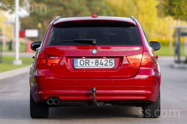 Red BMW 330 2011 in Jelgava, with an engine capacity of 3.00 L and mileage of 0 thousand km for 5500 €, photo 6 on AUTOMOTO.COM.LV