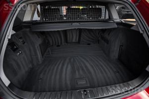 Red BMW 330 2011 in Jelgava, with an engine capacity of 3.00 L and mileage of 0 thousand km for 5500 €, photo 13 on AUTOMOTO.COM.LV